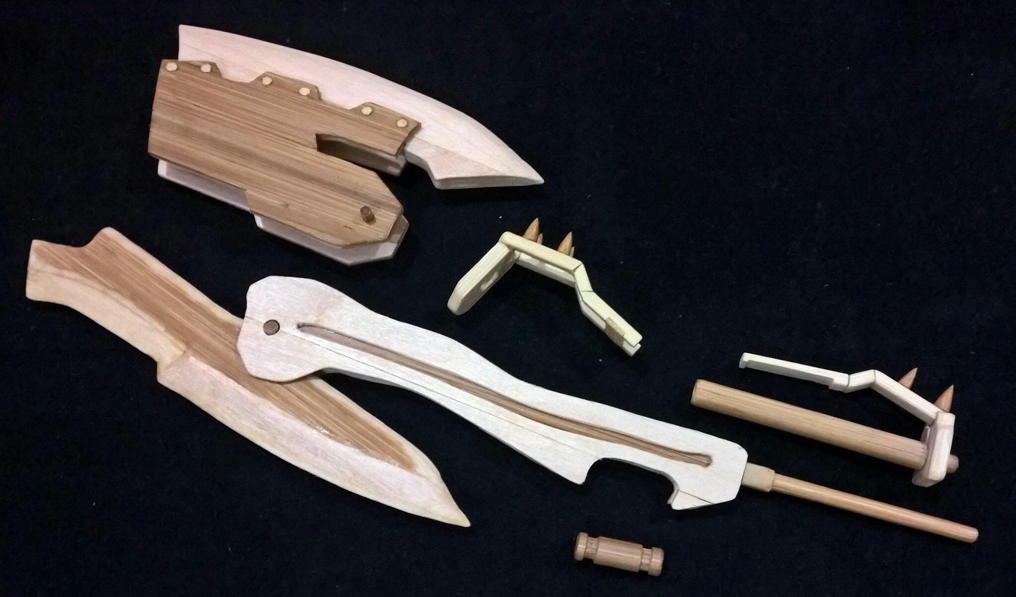 AMAZING DIY Monster Hunter: World Switch Axe by Ayau Boonyew - GamerBraves