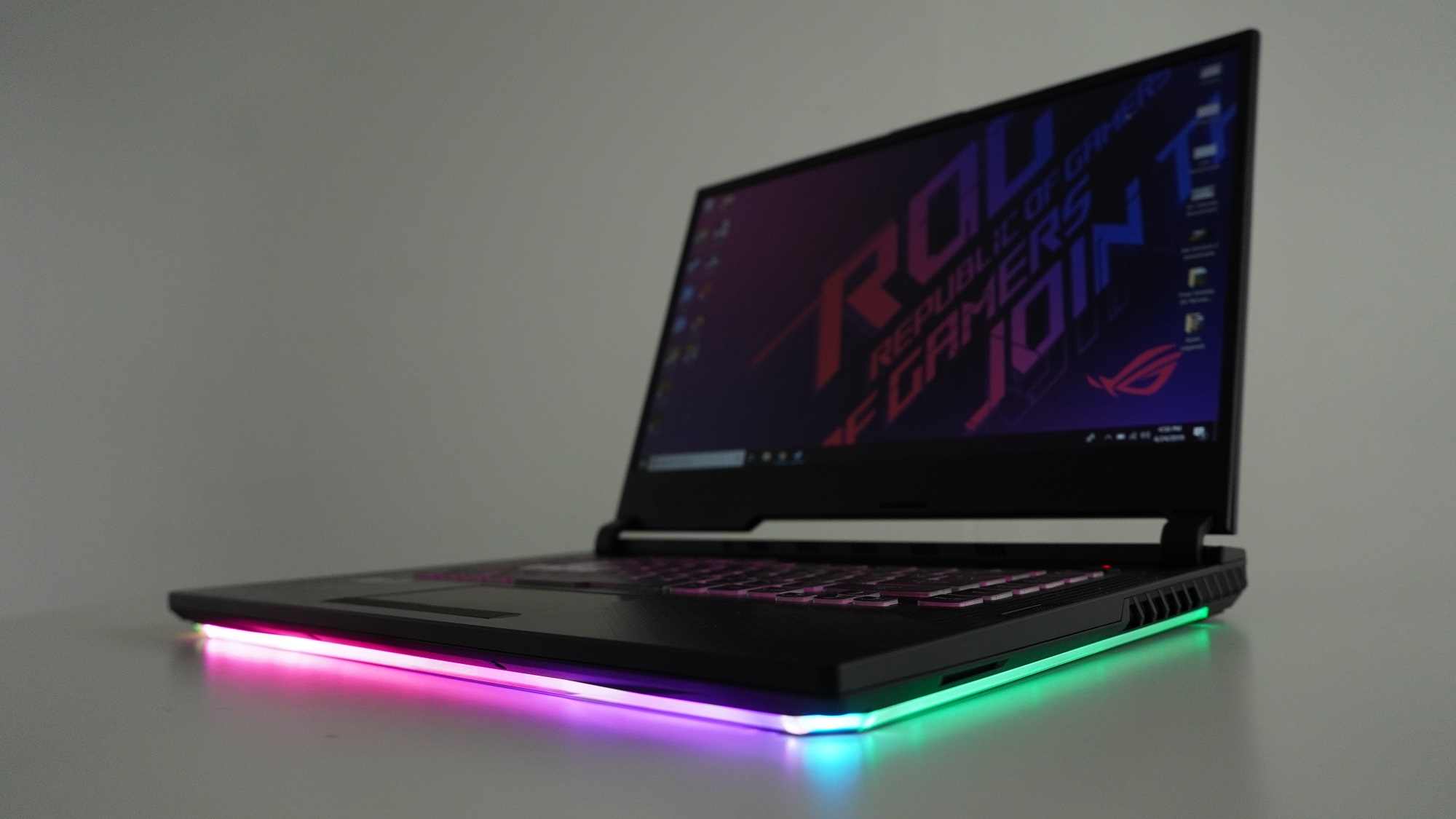 ROG Strix G Review - Decent gaming performance packed in an ...