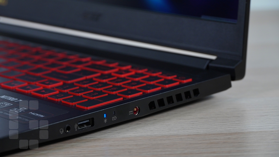 Acer Nitro 7 review: An AAA-capable budget gaming laptop! - GamerBraves