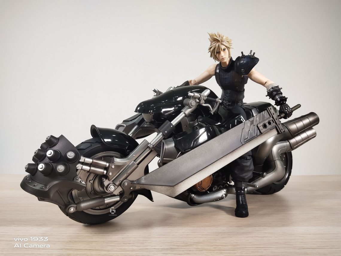 FFVIIR First Class Unboxing - GamerBraves