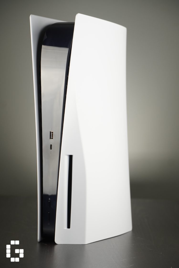 PS5 Physical Edition Unboxing - GamerBraves