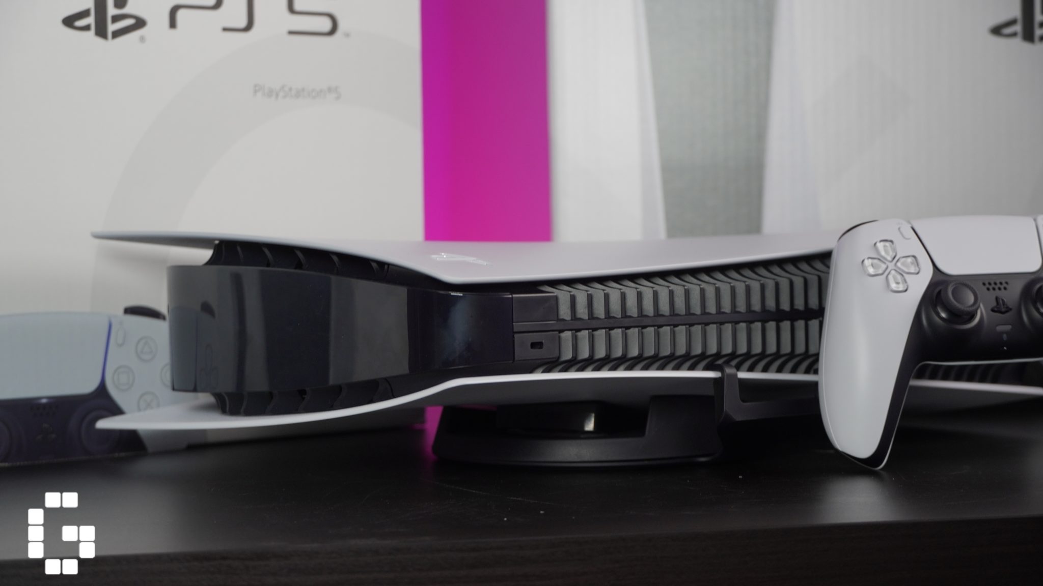 PS5 Physical Edition Unboxing - GamerBraves