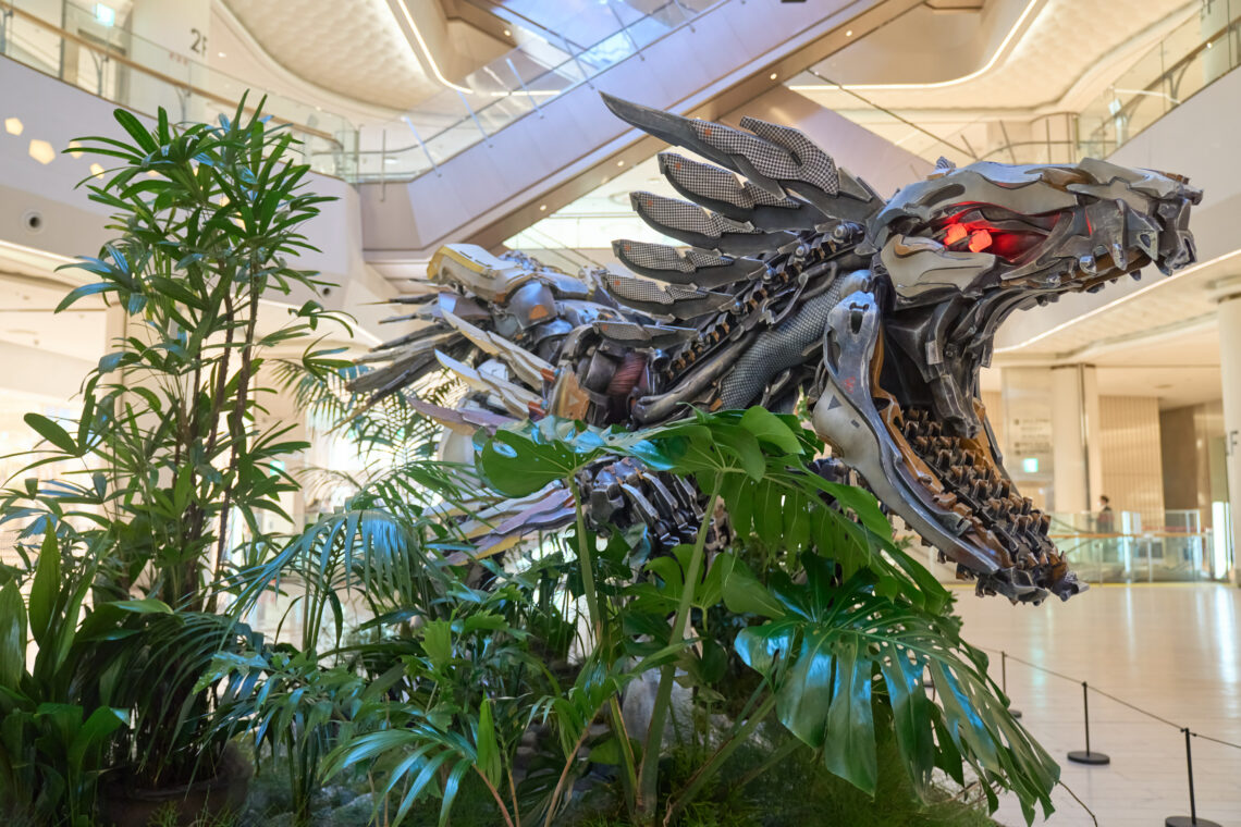 Life-sized Clawstrider Statue From Horizon Forbidden West Appeared in ...