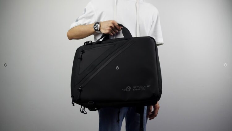 ASUS ROG Archer Backpack 15.6 Unboxing - Carrying your gaming arsenal ...